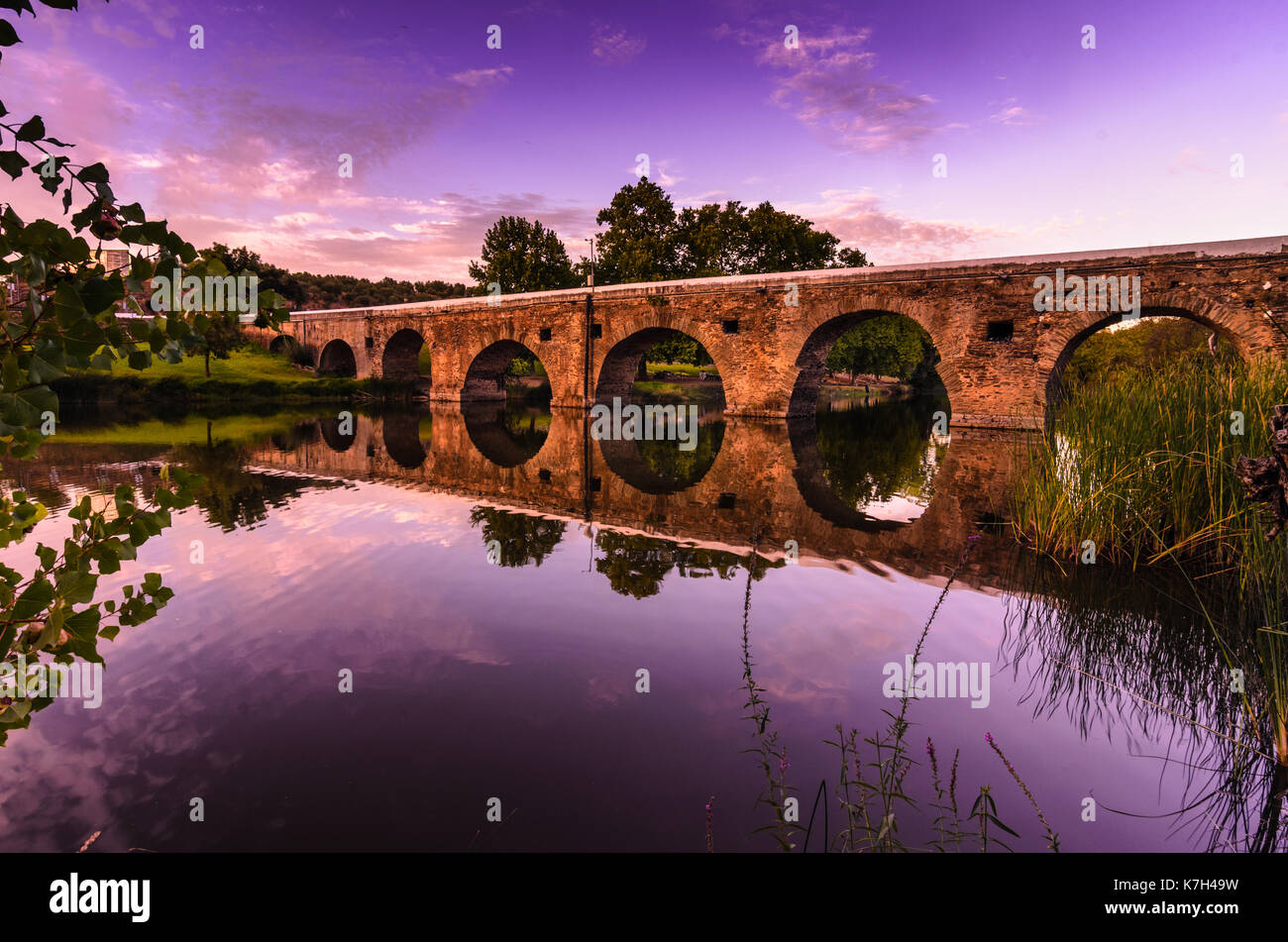 Official hour hi-res stock photography and images - Alamy