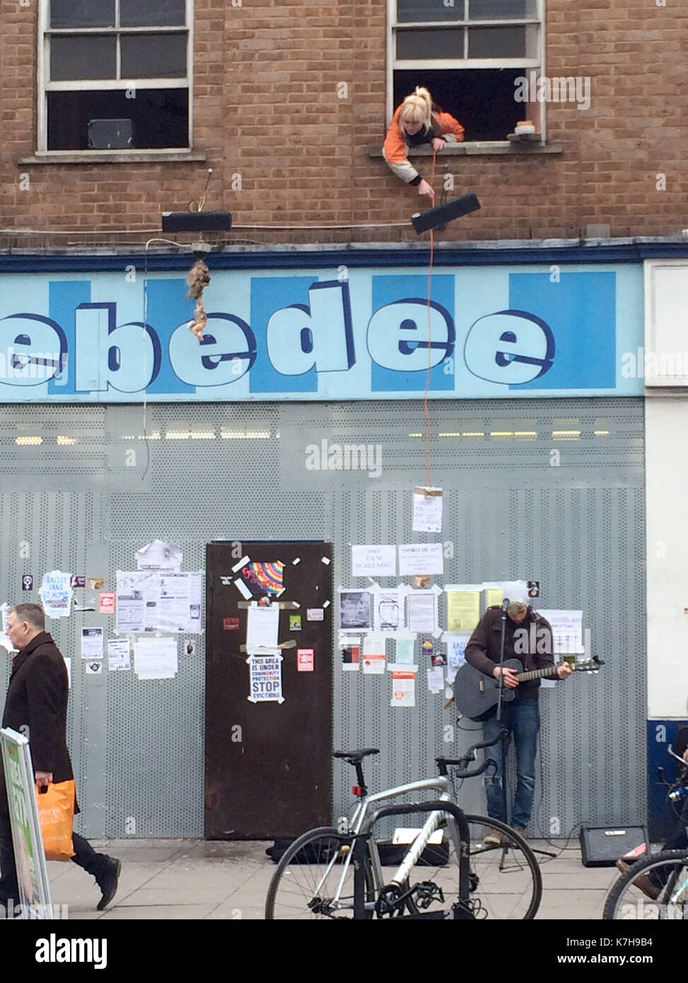 Squatter sign hi-res stock photography and images - Alamy