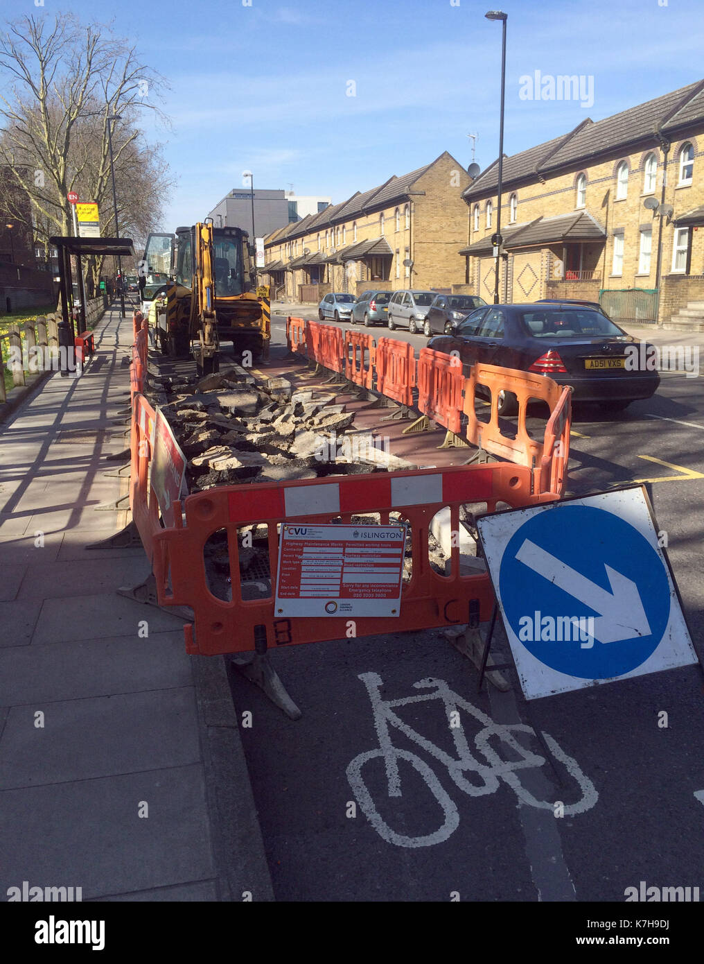 Bus stop roadworks hi-res stock photography and images - Alamy