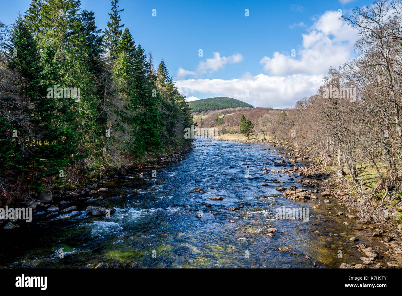River dee balmoral hi-res stock photography and images - Alamy