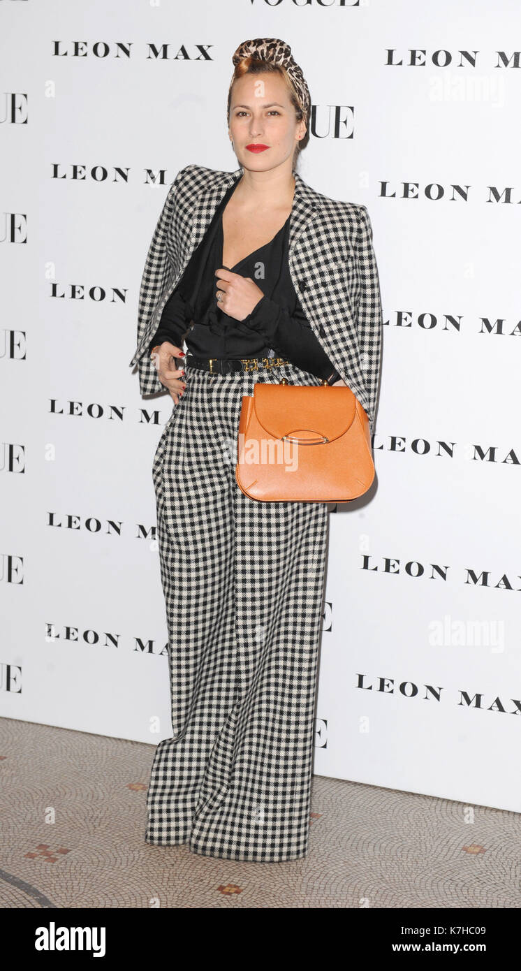 Alice dellal london fashion hi-res stock photography and images - Alamy