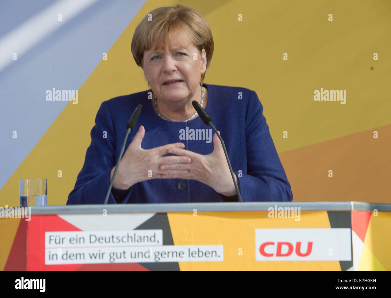 Binz, Germany. 16th Sep, 2017. German chancellor Angela Merkel (CDU) speaks during a campaign ...