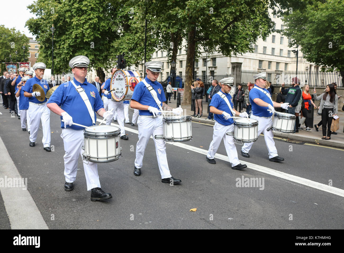 Unionist parade londonderry hi-res stock photography and images - Alamy