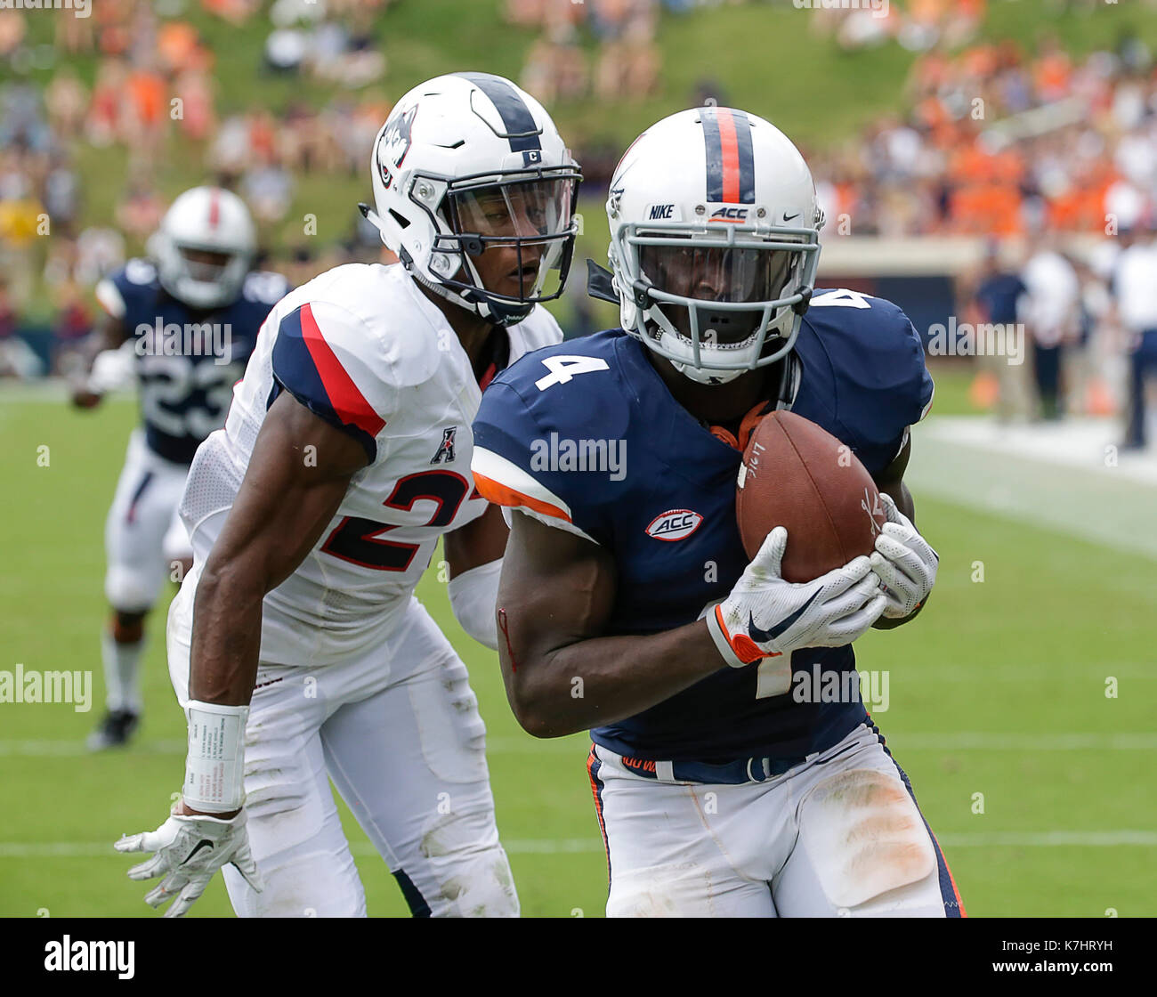 Shoulder pass hi-res stock photography and images - Alamy