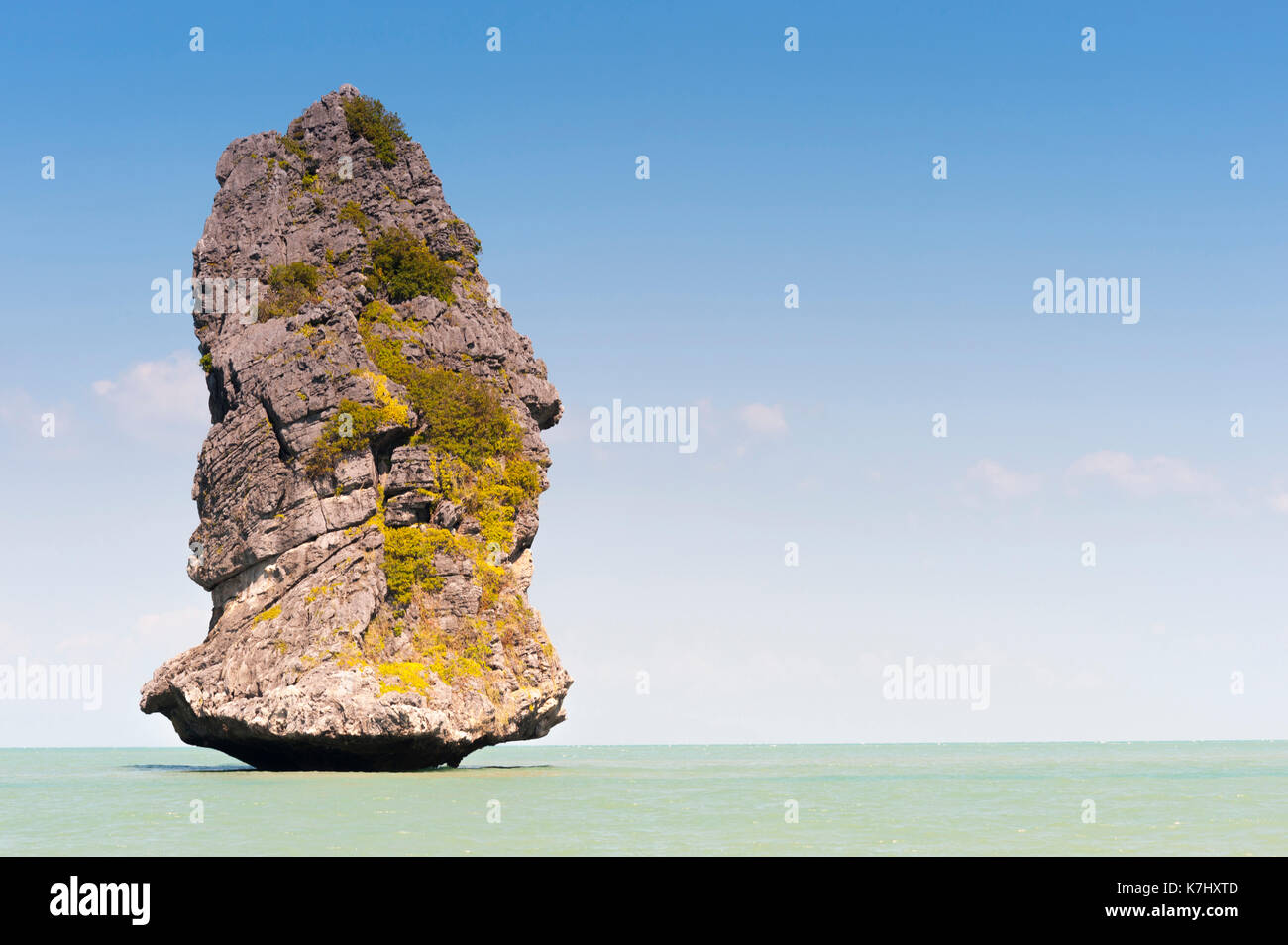 Unusual limestone rock formation, Ang Thong Marine National Park ...