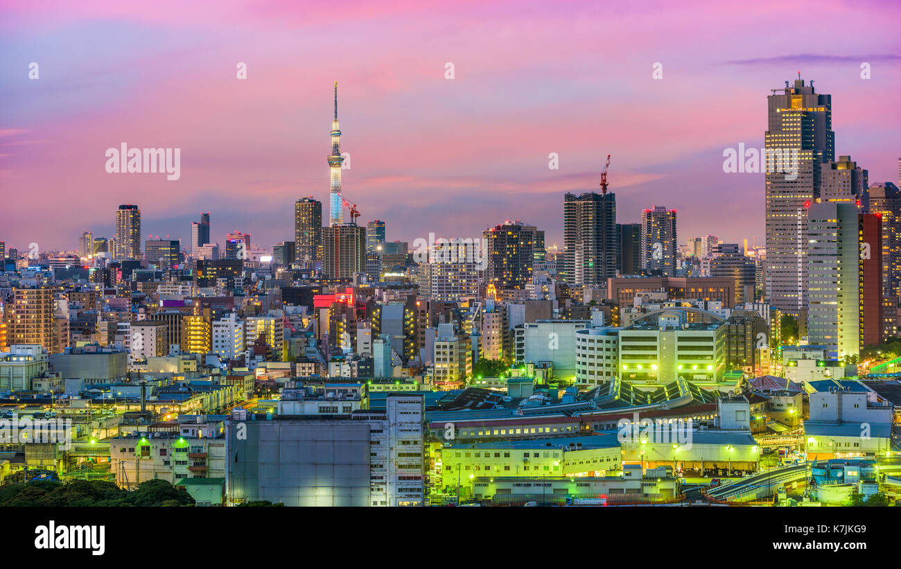 Tokyo japan skyline hi-res stock photography and images - Alamy
