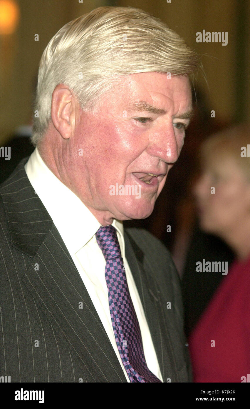 Photo Must Be Credited ©Alpha Press 056142 15/10/04 Lord Cecil ...