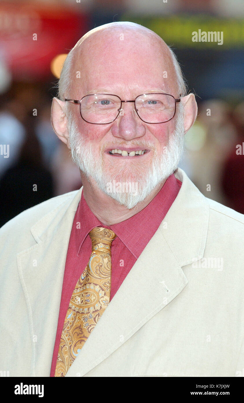 Photo must be credited ©Alpha Press 059209 02.10.2005 Nicholas Smith ...