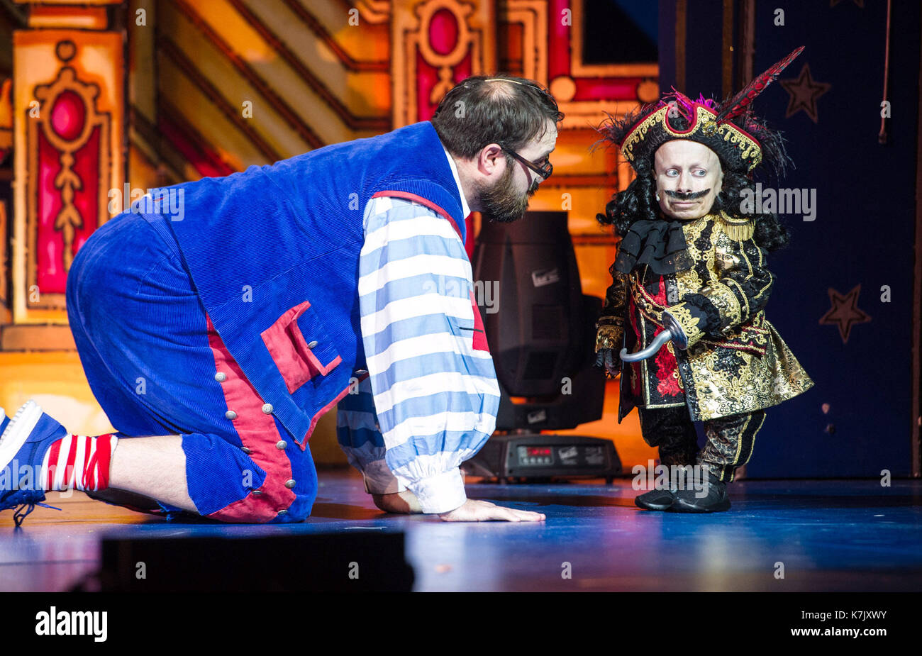 Photo Must Be Credited ©Alpha Press 074895 04/12/2015 Verne Troyer as ...