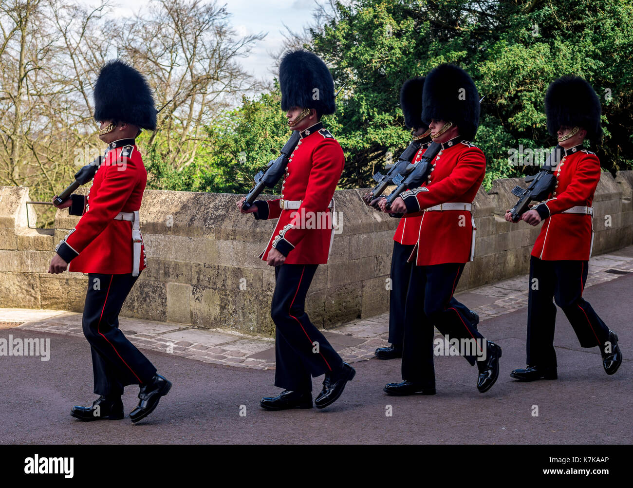 Majesty guard hi-res stock photography and images - Alamy