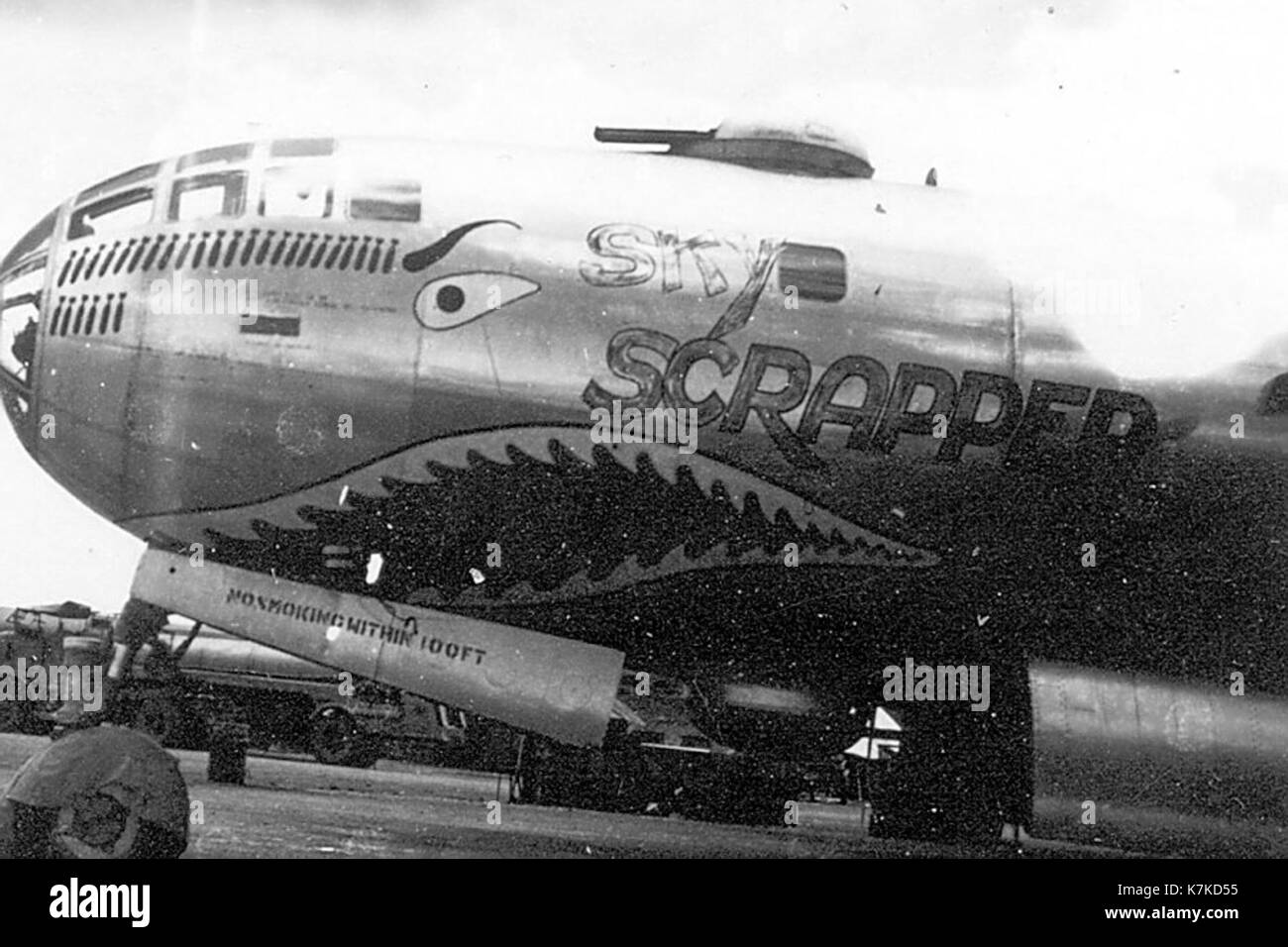 The 9th Bomb Group, a unit of the U.S. Army Air Force during World War ...