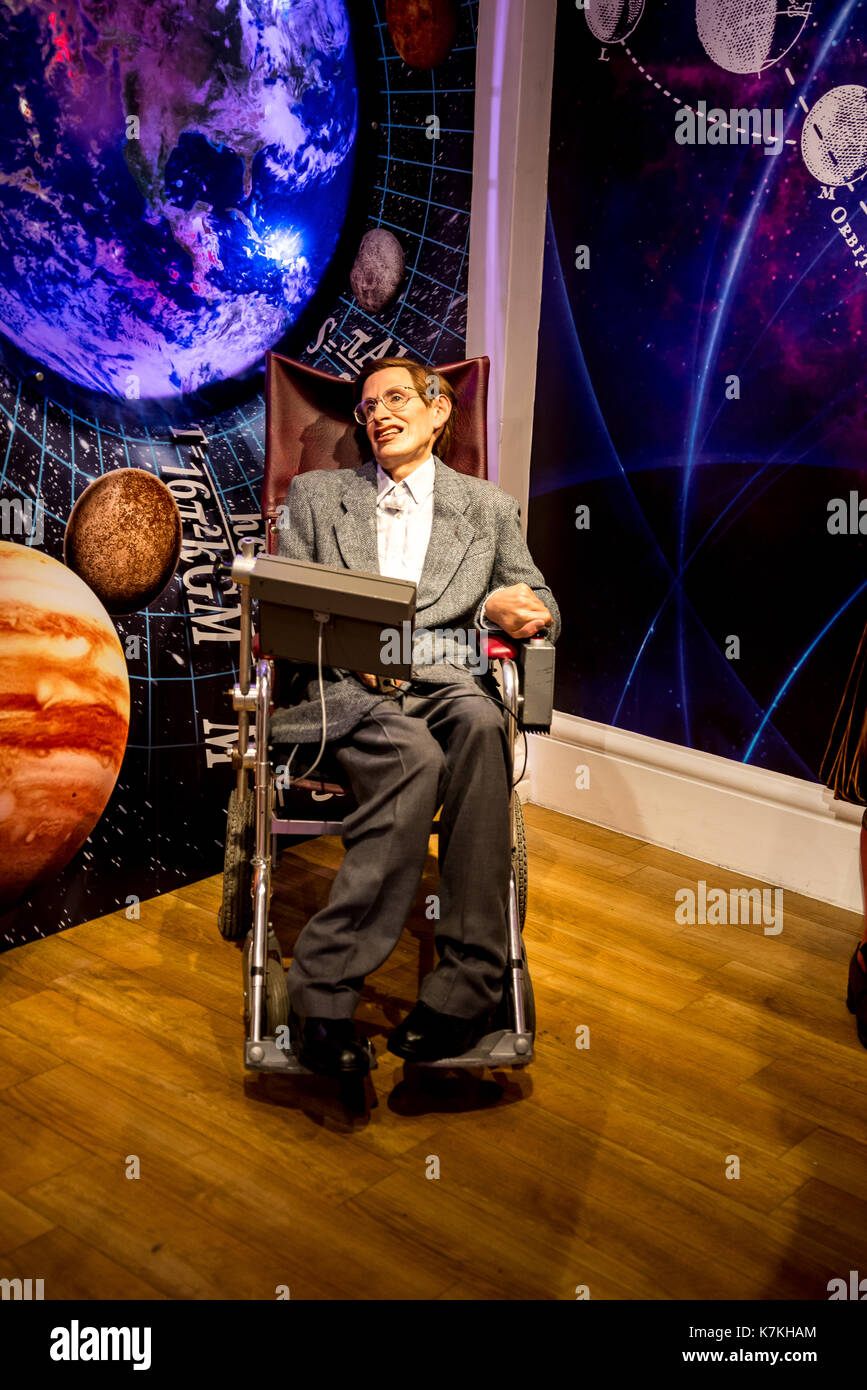Stephen hawking hi-res stock photography and images - Alamy