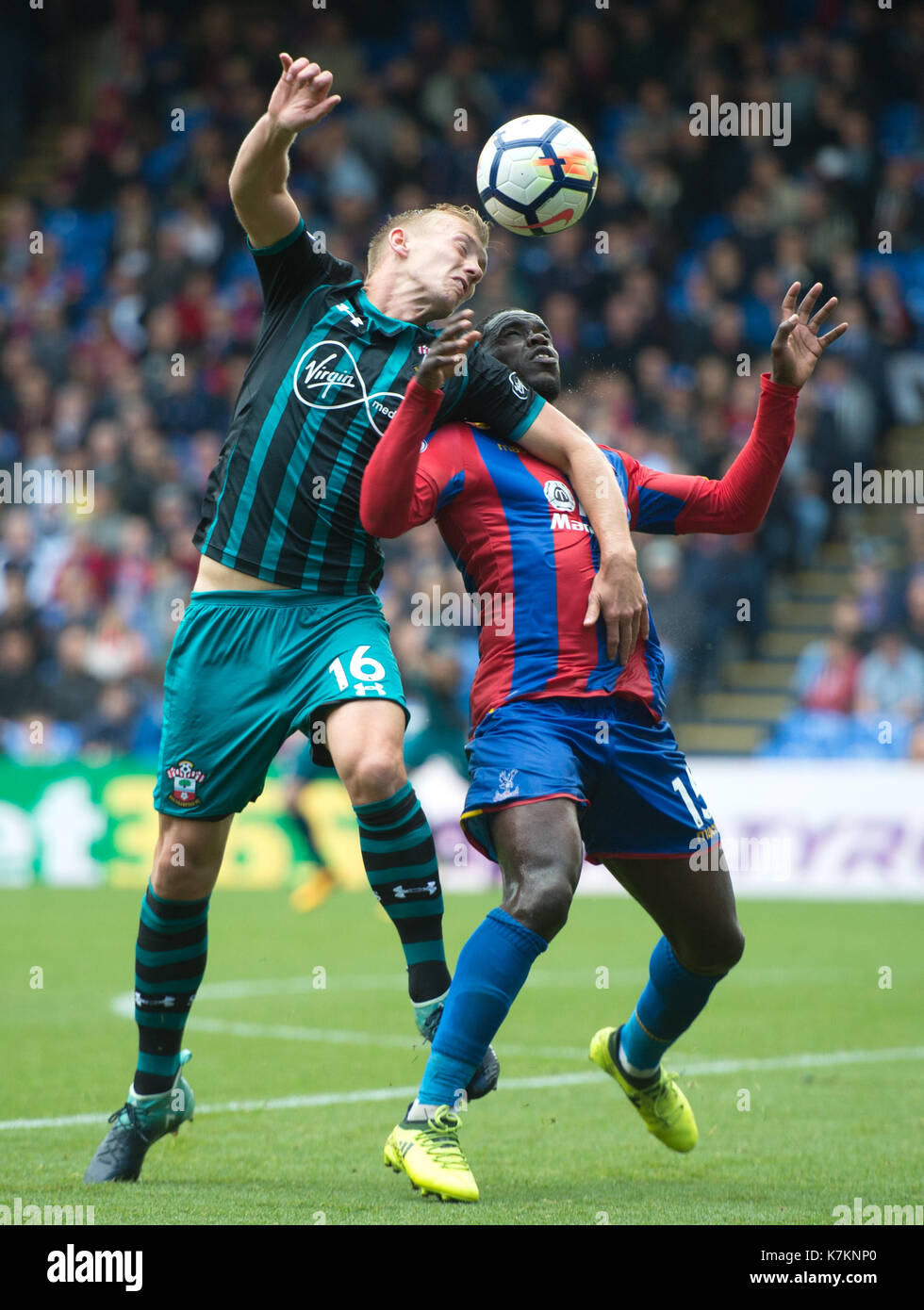 Southampton's James Ward-Prowse (left) Crystal Palace's Jeffrey Schlupp ...