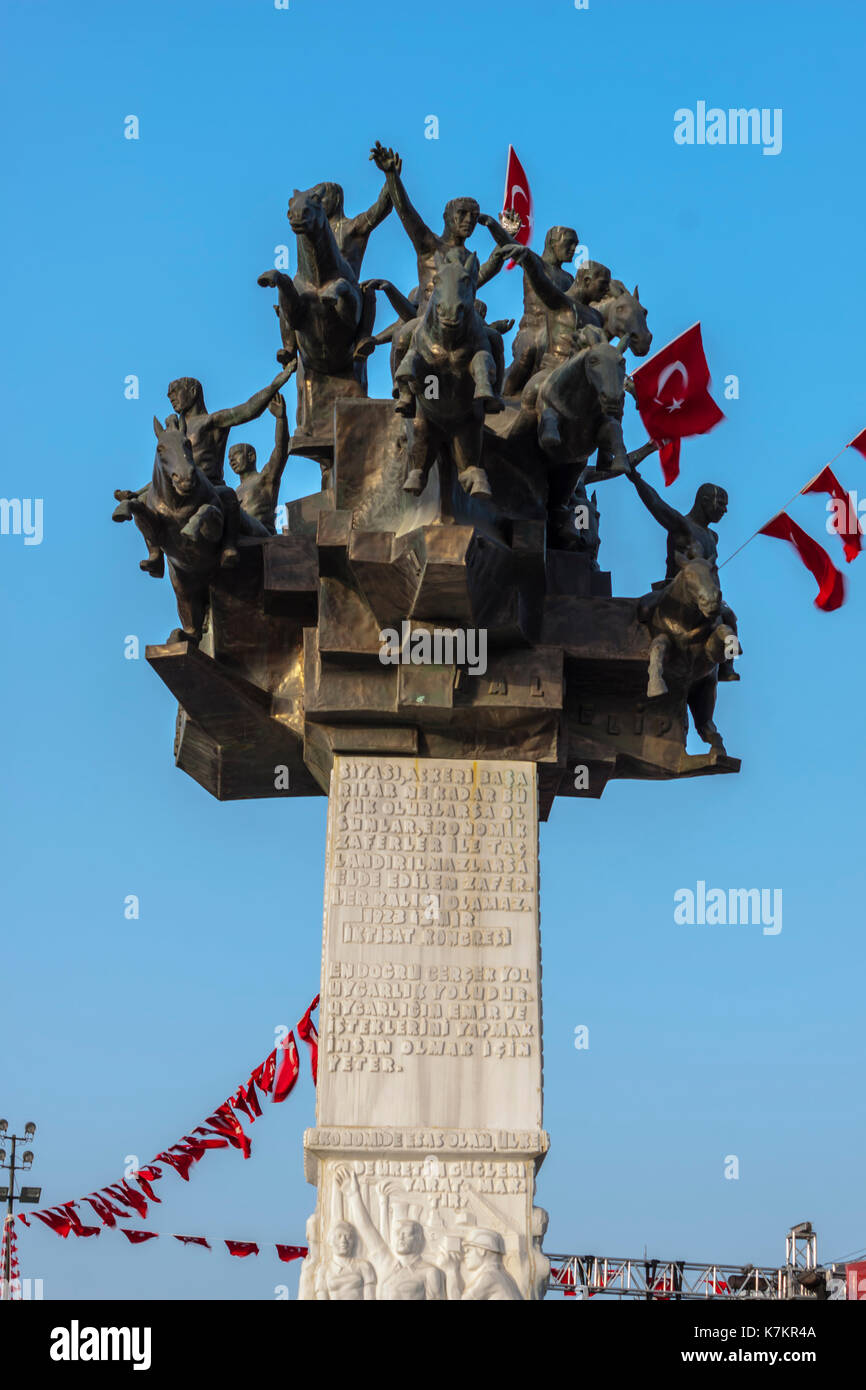 The "Tree of the Republic" statue in Izmir (Turkey Stock Photo - Alamy
