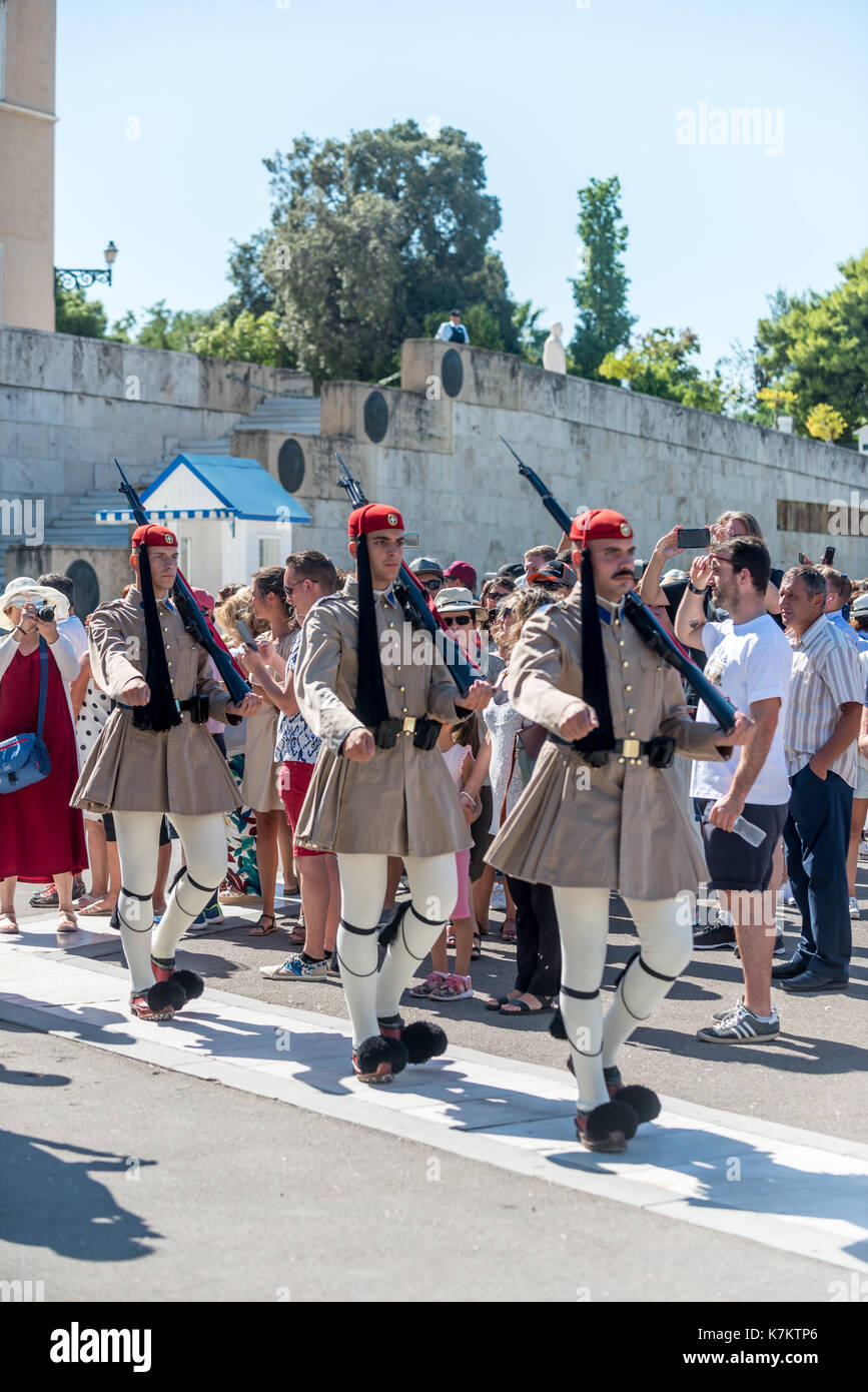 Evzone soldier in Athens, Greece Stock Photo - Alamy