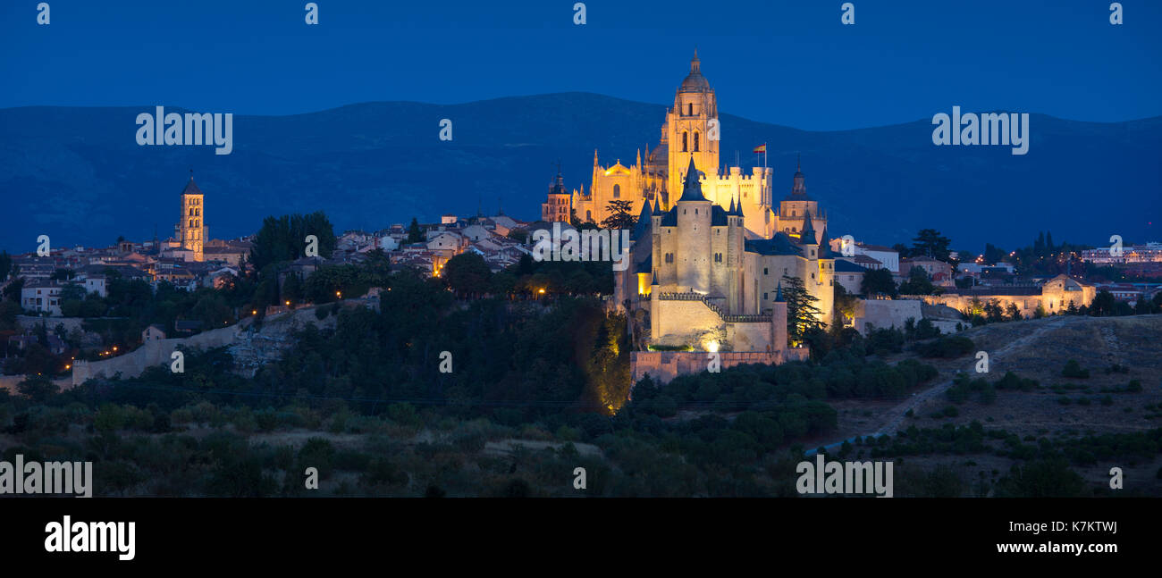 Famous spectacular view of Alcazar Castle - palace and fortress which ...