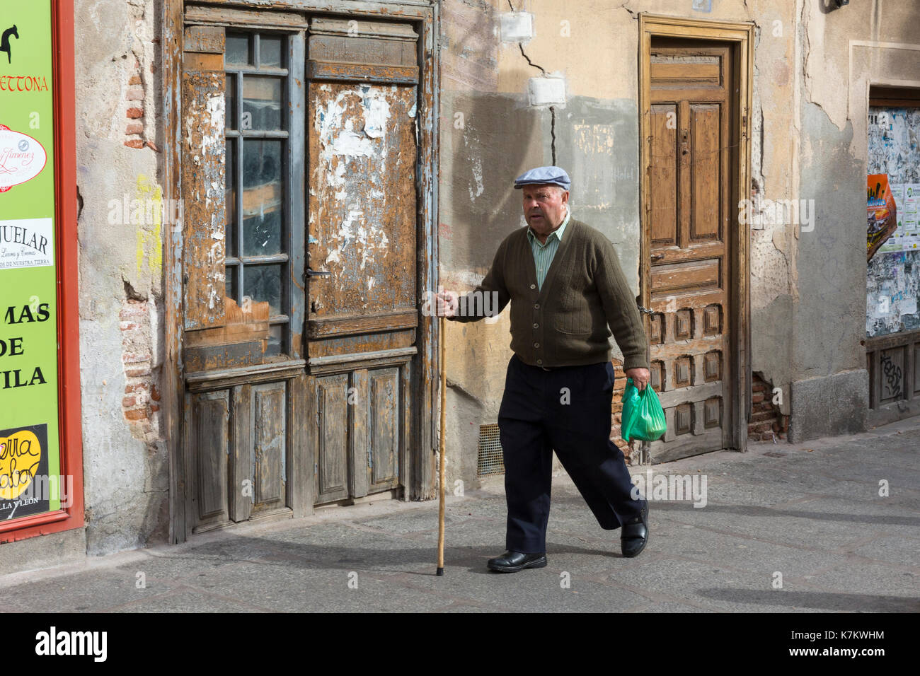 Spanish old man hi-res stock photography and images - Alamy