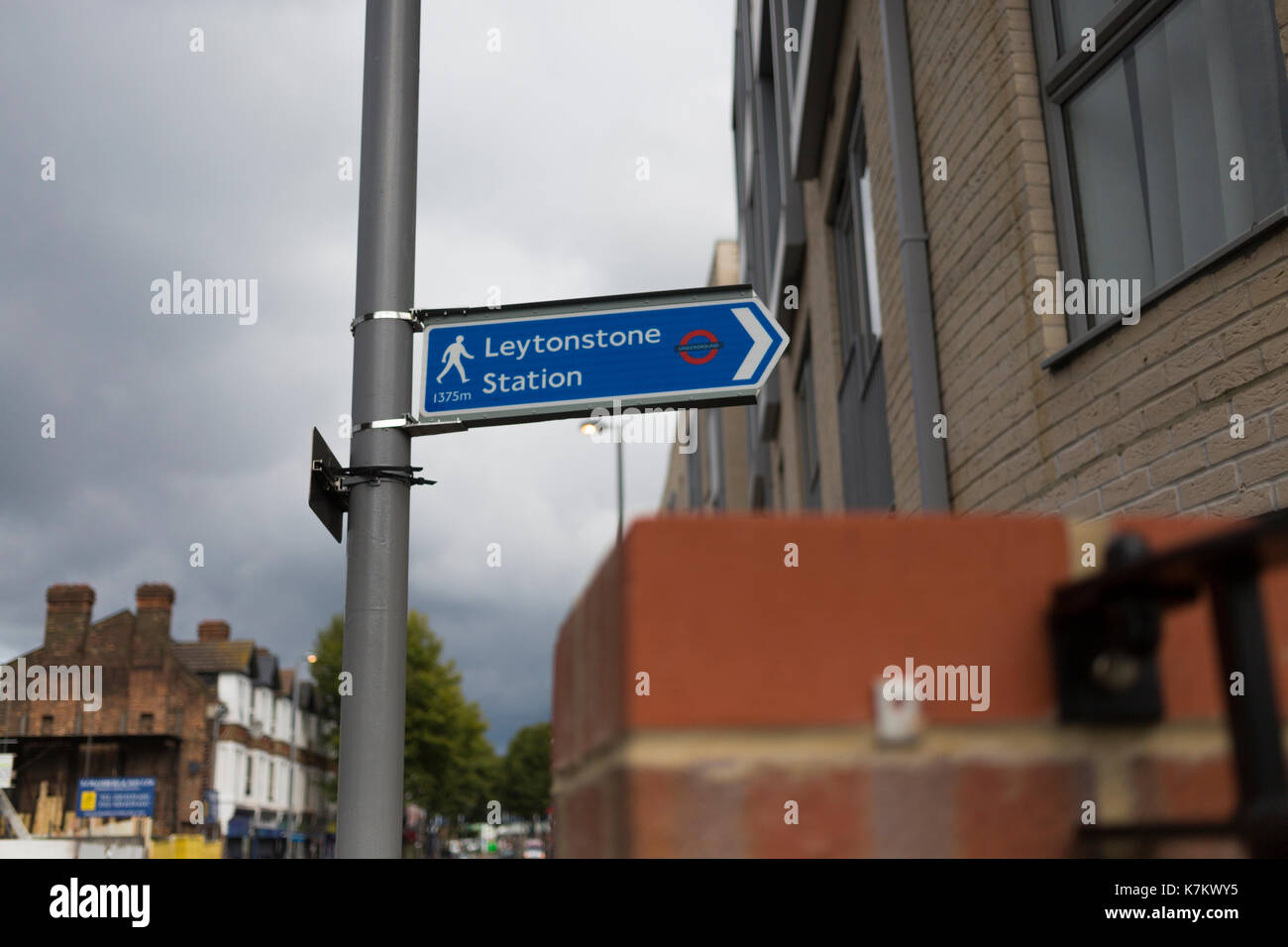Road directions sign post london High Resolution Stock Photography and ...