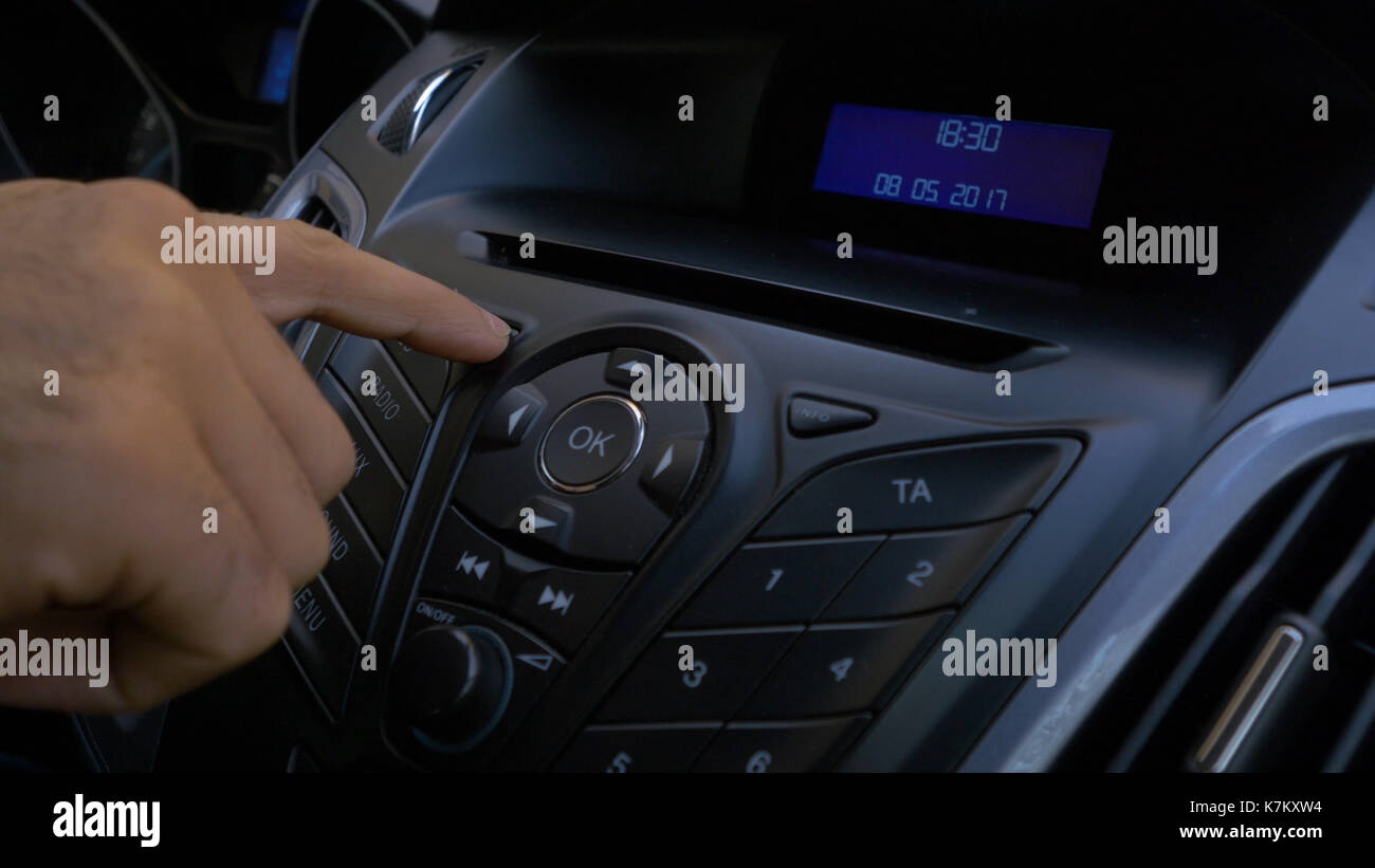 Carstereo hi-res stock photography and images - Alamy