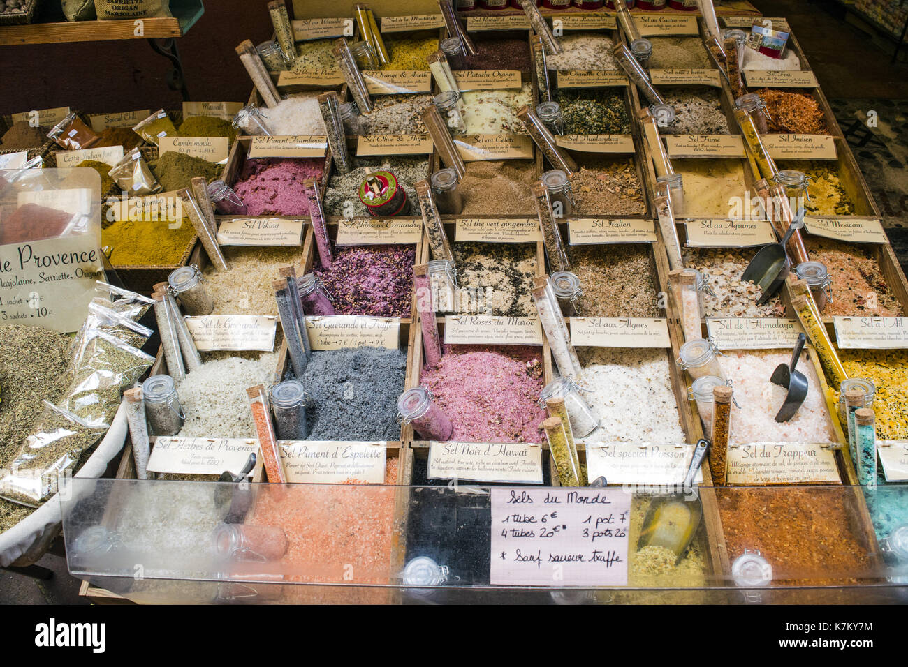 Table salt colors Stock Photo - Alamy