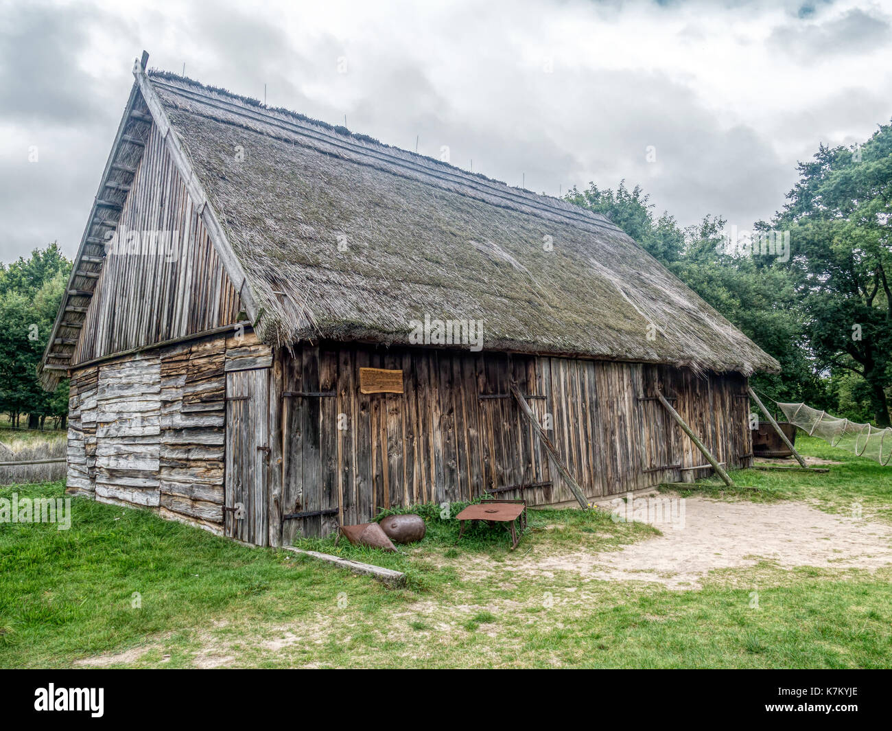 Old polish barn hi-res stock photography and images - Alamy