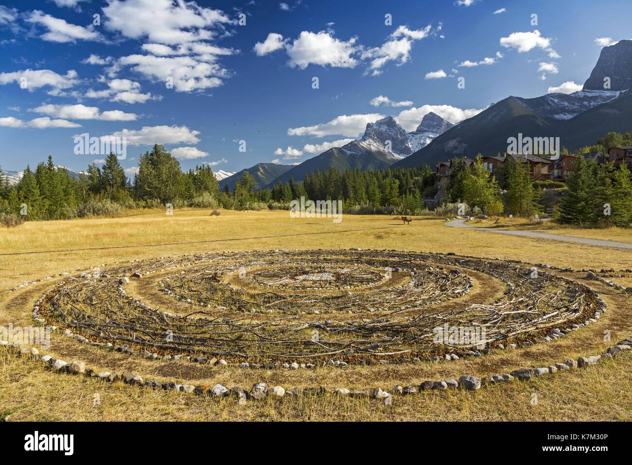 Concentric Mountains High Resolution Stock Photography and Images - Alamy