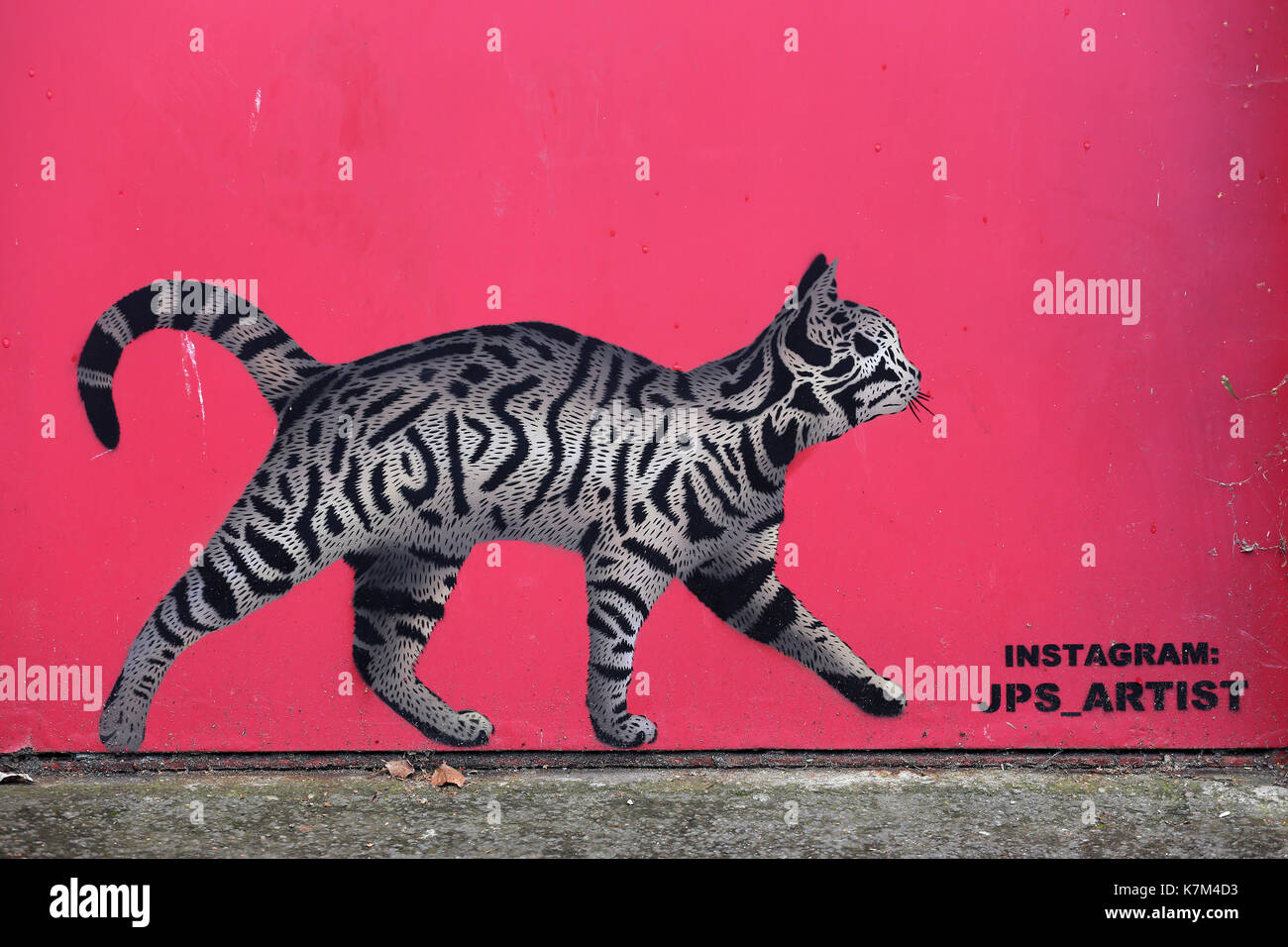 Banksy glastonbury hi-res stock photography and images - Alamy