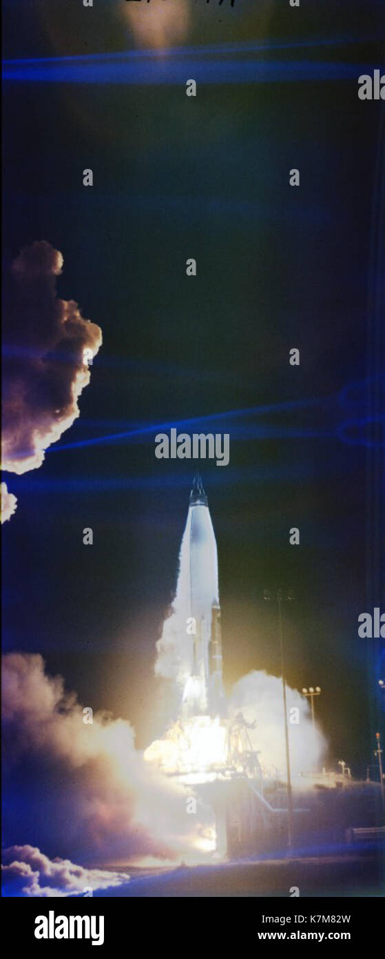 1970s rocket launches from launch hi-res stock photography and images ...