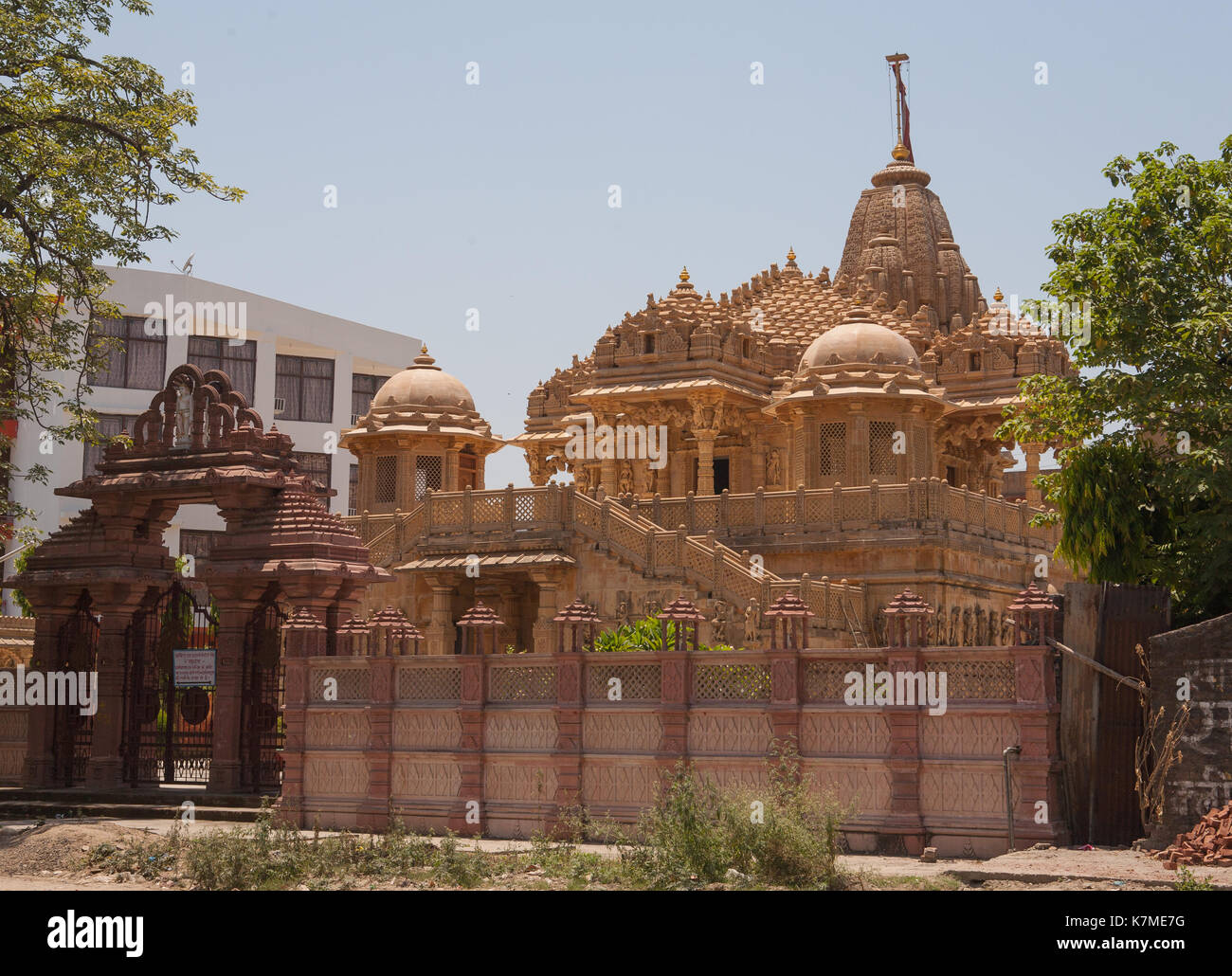 Small Hindu Temple Stock Photos & Small Hindu Temple Stock Images - Alamy