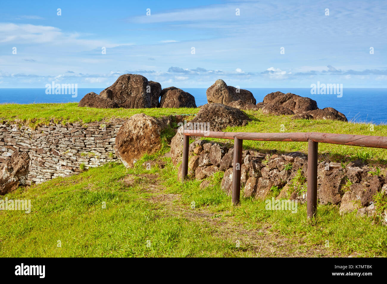Ceremonial Stone Village of Orongo where the birdman competition used ...