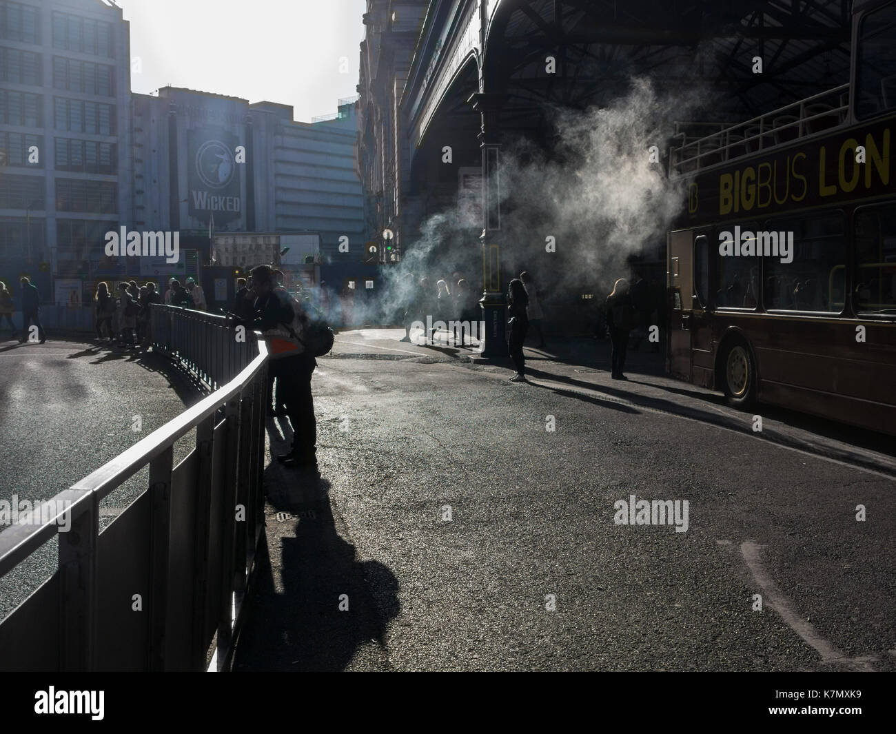 People vaping outside work hi-res stock photography and images - Alamy