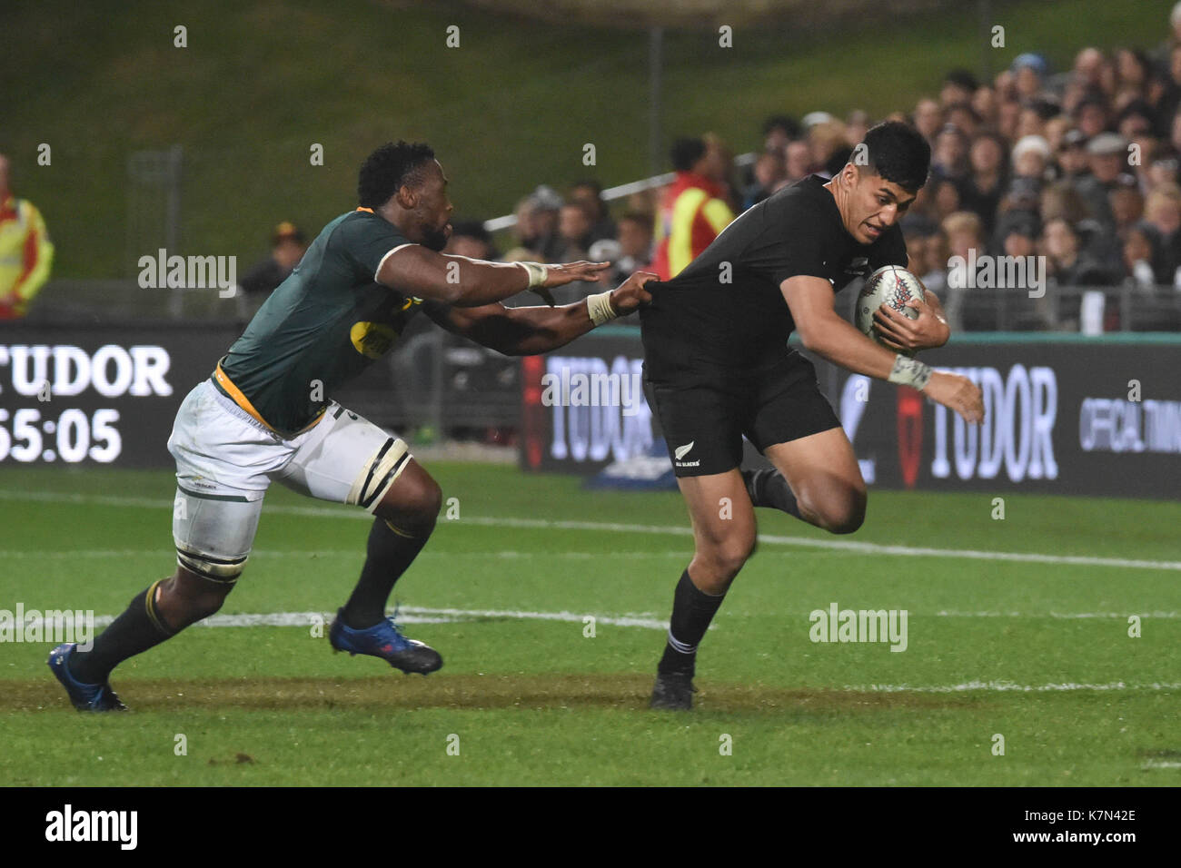 Auckland, New Zealand. 16th Sep, 2017. Rieko Loane of All Blacks breaks ...