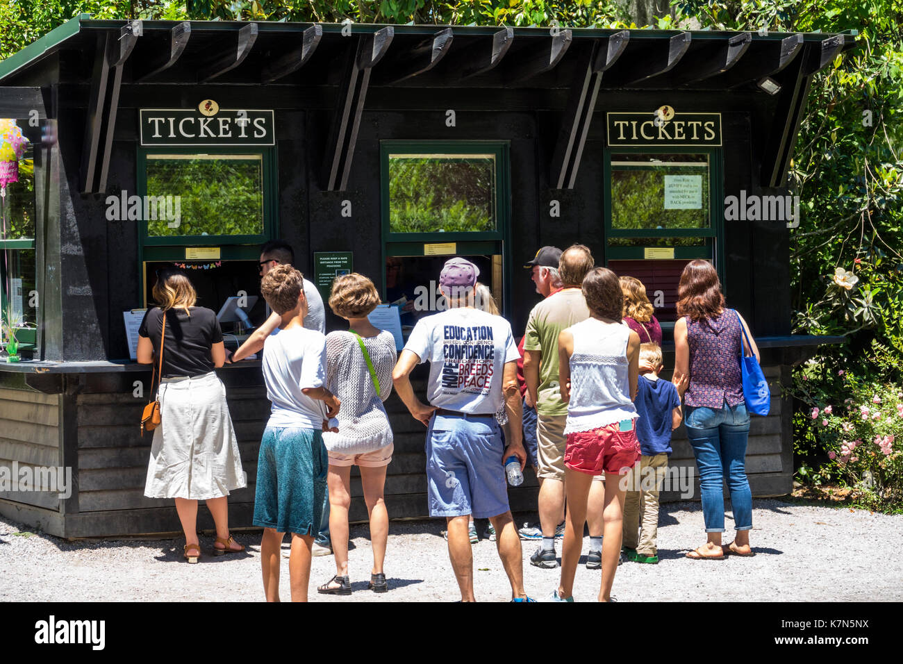 Ticket line hi-res stock photography and images - Alamy