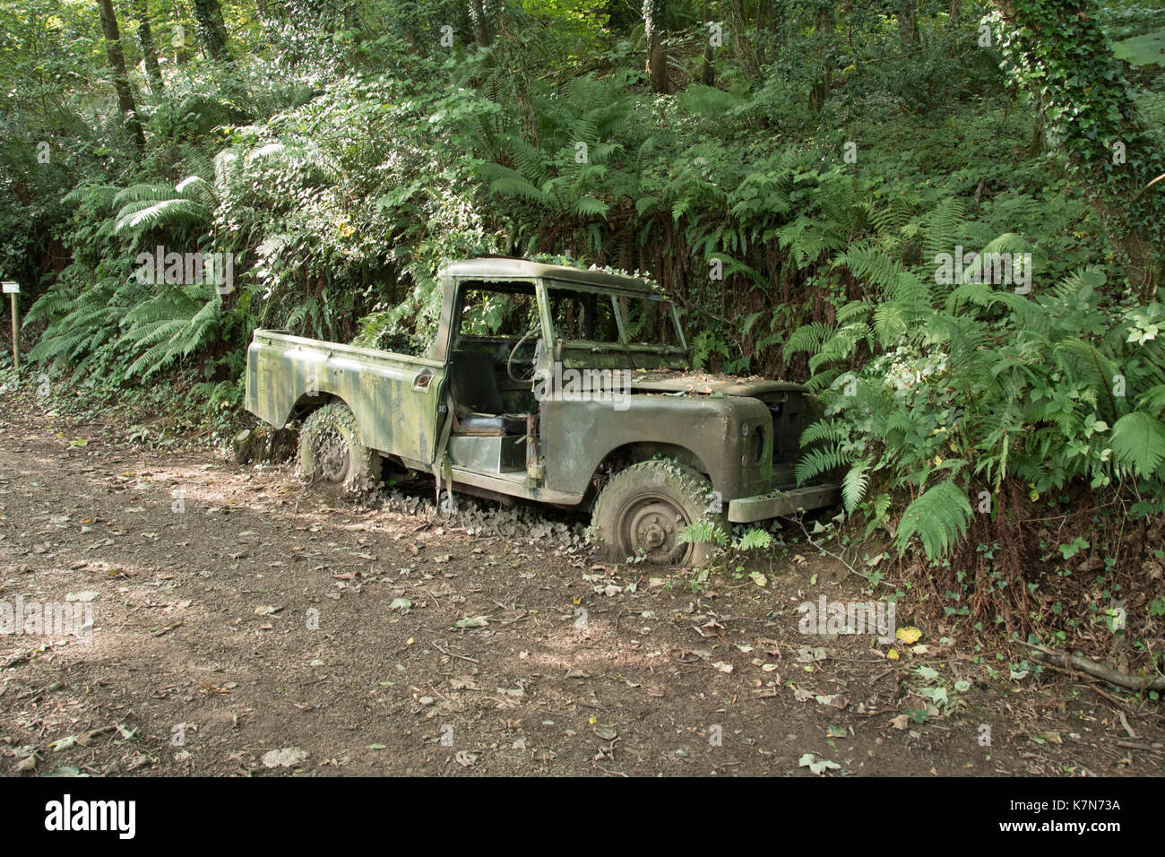 iconic Land Rover Defender 90 Pick-up Stock Photo - Alamy