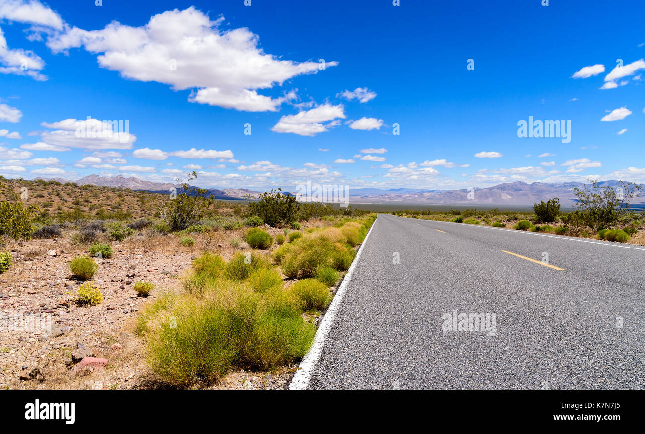 Mojave desert national park time hi-res stock photography and images ...