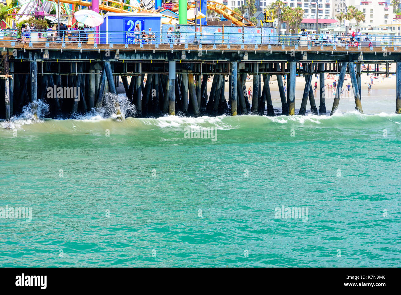 Happy prople hi-res stock photography and images - Alamy