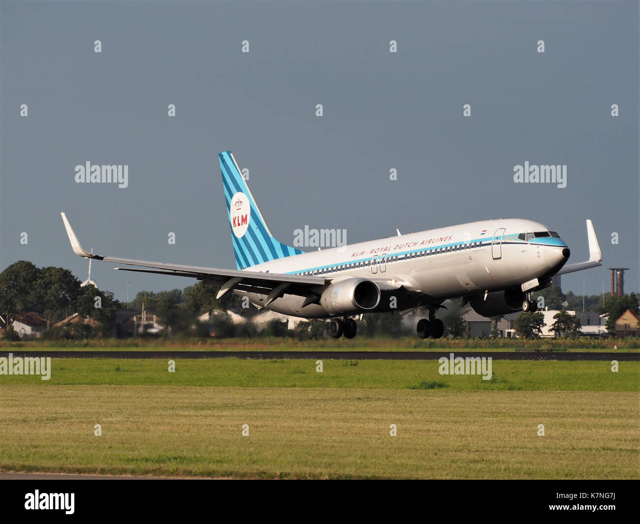PH-BXA KLM Royal Dutch Airlines Boeing 737-8K2(WL), landing on Schiphol ...