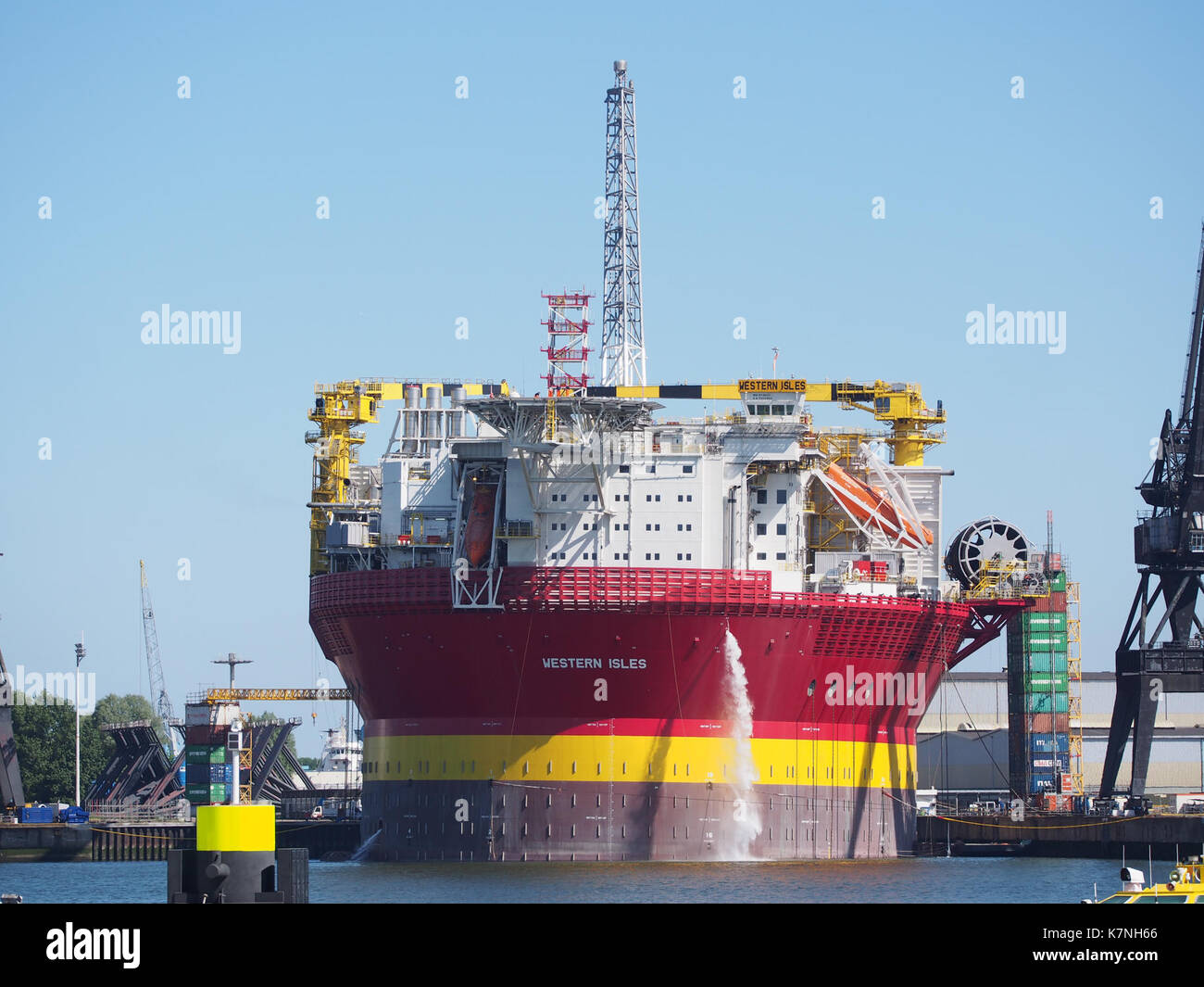 Floating production hi-res stock photography and images - Alamy