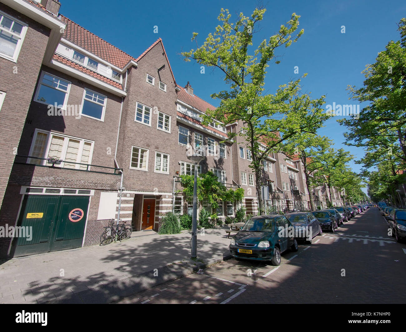 Image shows residential street hi-res stock photography and images - Alamy