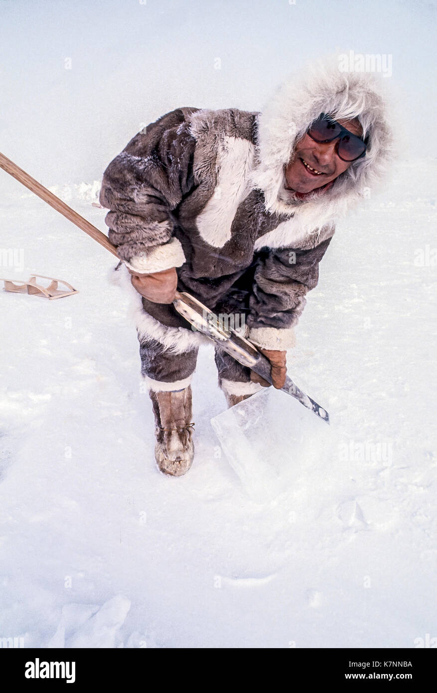 Inuit Clothing Men