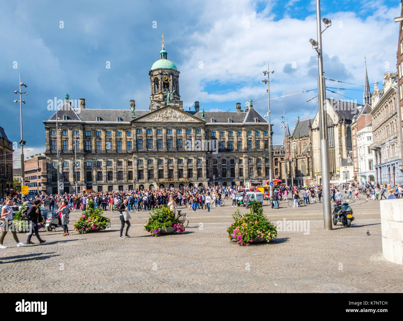 Blaak square hi-res stock photography and images - Alamy