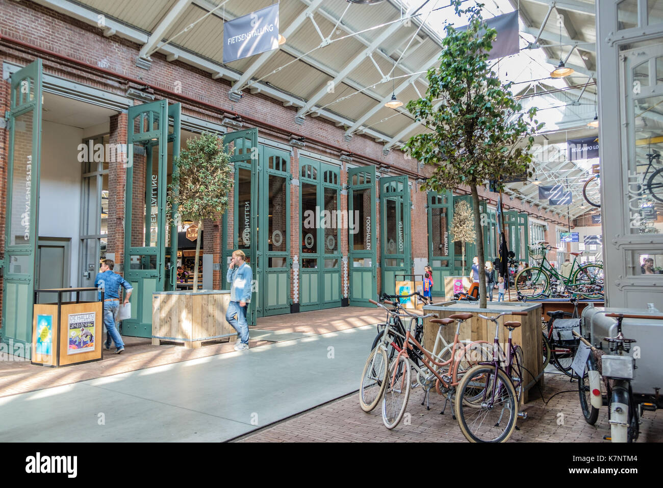 Foodhallen hi-res stock photography and images - Alamy