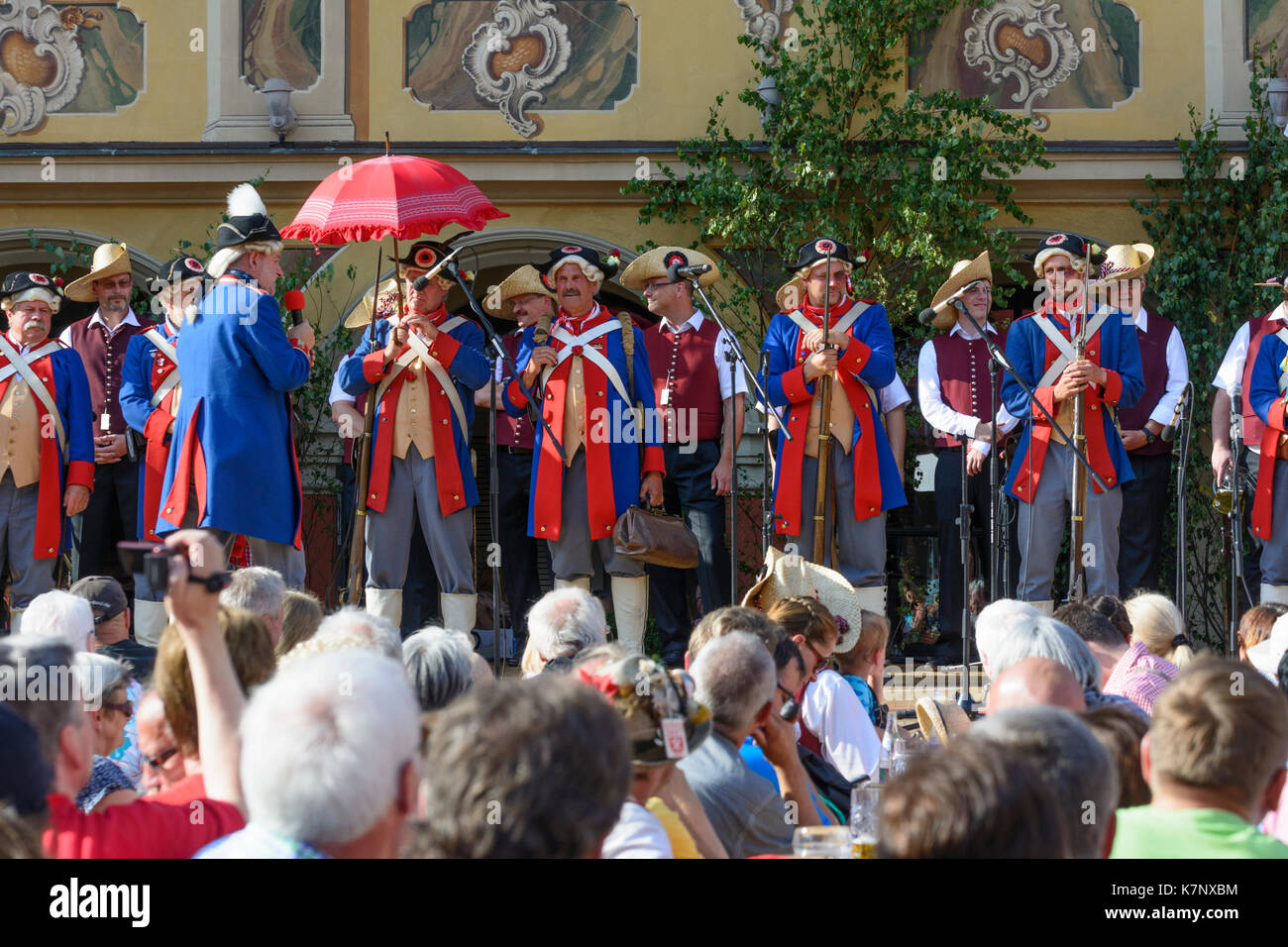 Fischertag (fishers day) in front of Steuerhaus (tax house), City ...