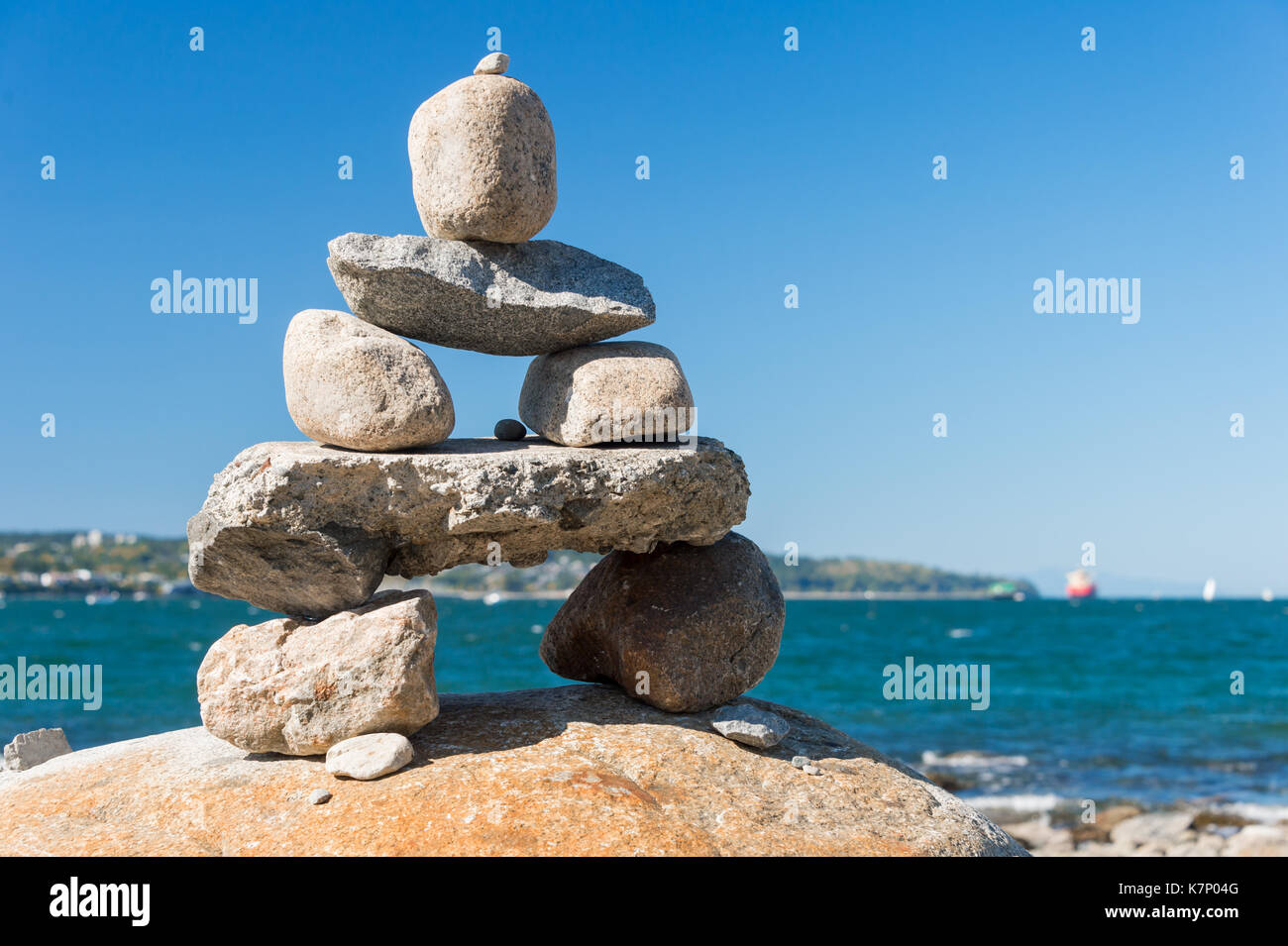 Inuksuk sculpture hi-res stock photography and images - Alamy