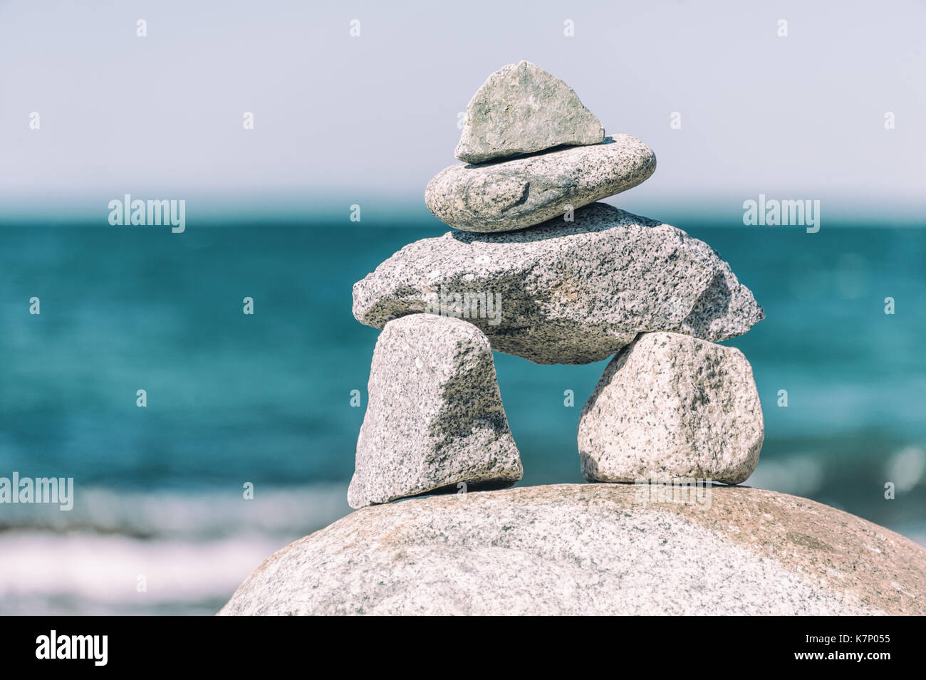 Inuksuk sculpture hi-res stock photography and images - Alamy