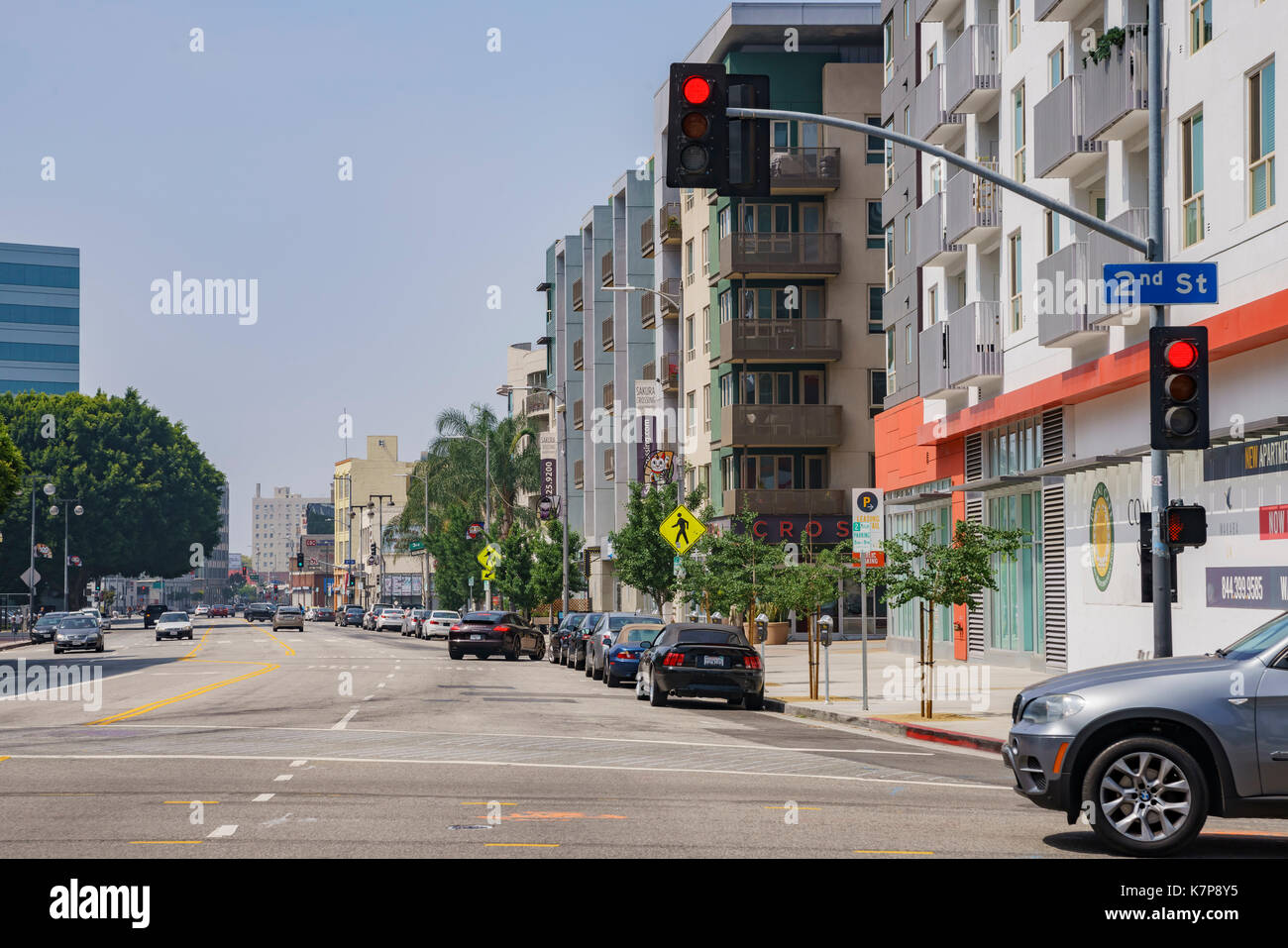 Downtown street view on hi-res stock photography and images - Alamy