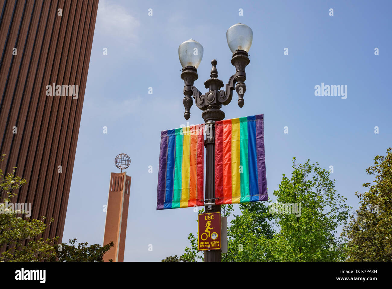 University building flag hi-res stock photography and images - Alamy