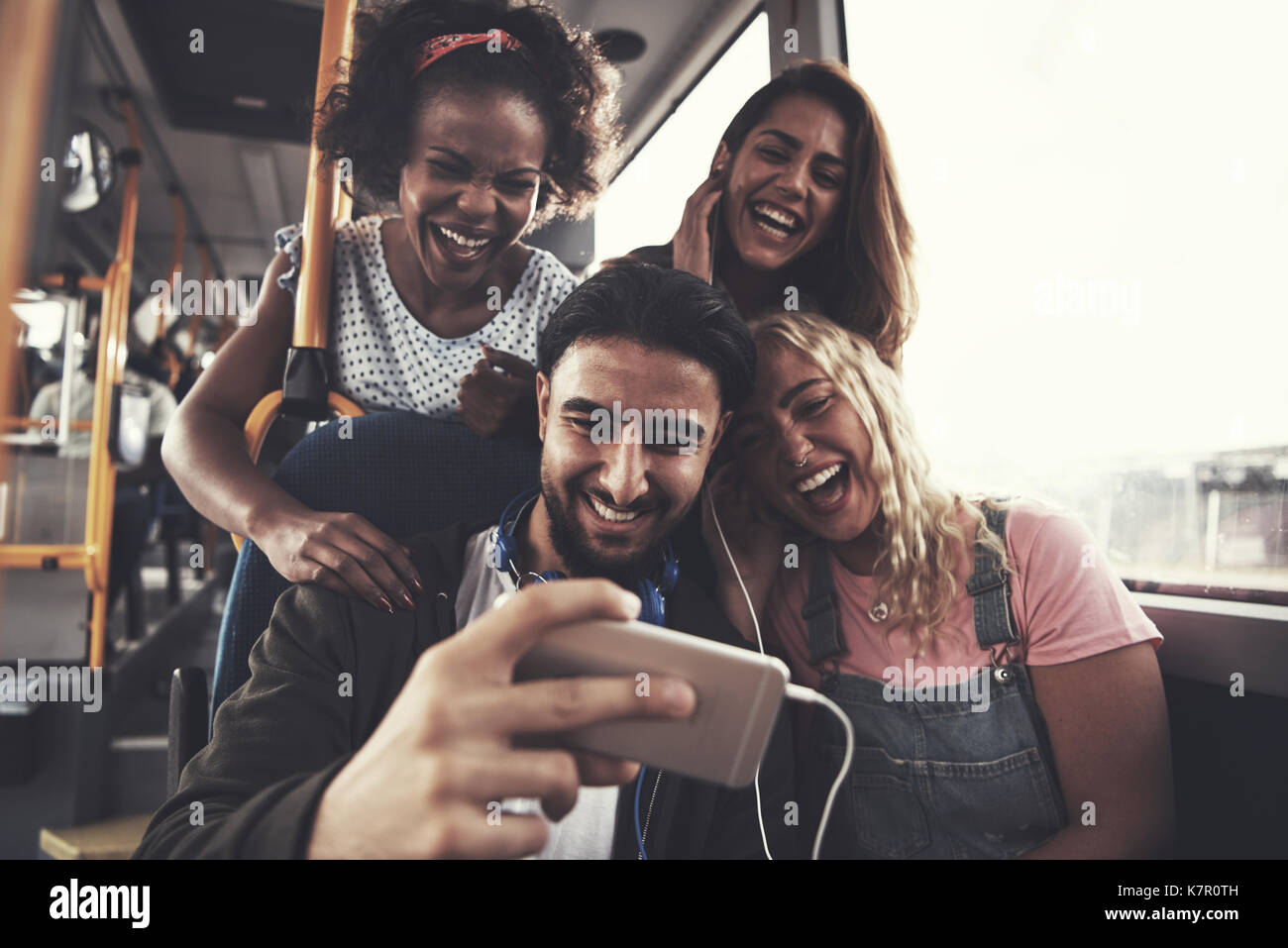 Diverse friends headphones hi-res stock photography and images - Alamy