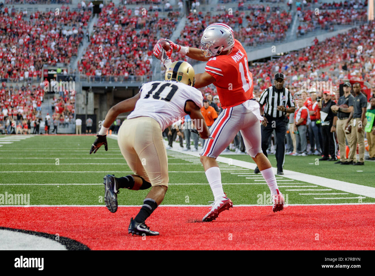 Ohio Stadium, Columbus, OH, USA. 16th Sep, 2017. Ohio State Buckeyes ...