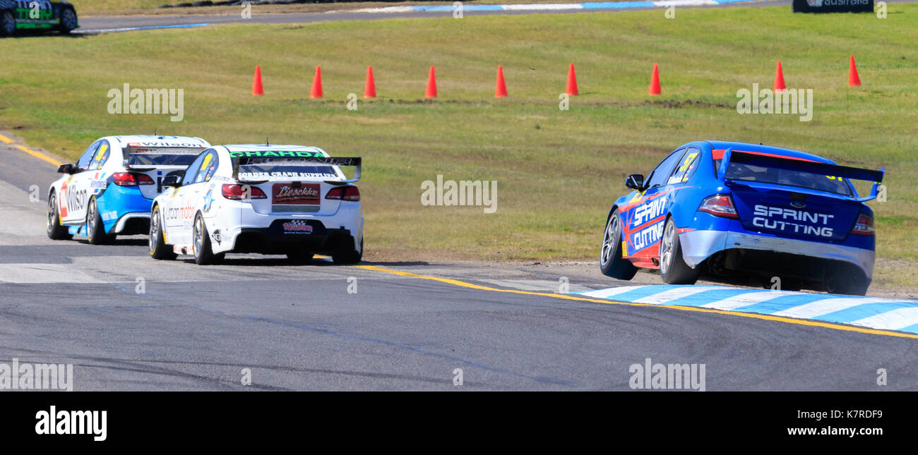 MELBOURNE, AUSTRALIA - 17 SEPTEMBER: The Dunlop Super2 Series during ...